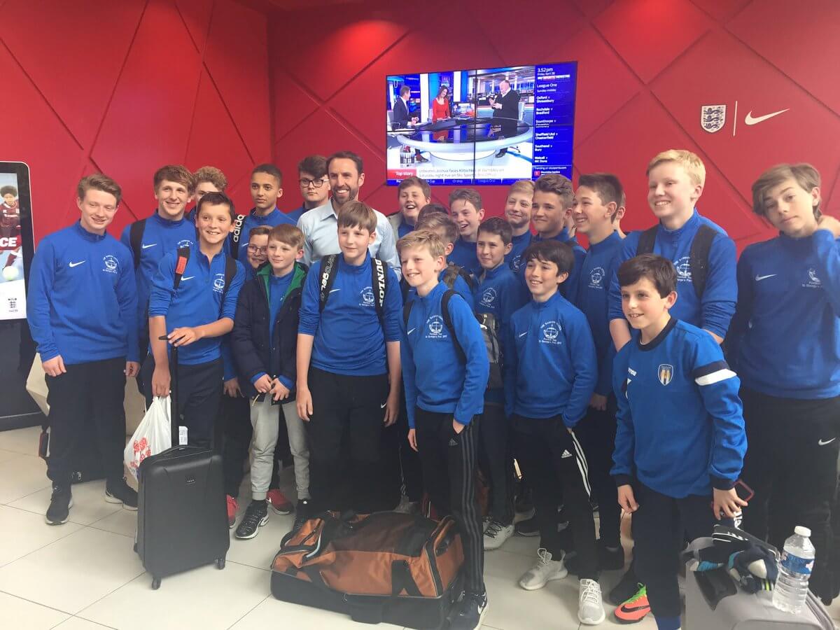 Sandon School - Meeting Garth Southgate - SGP | inspiresport